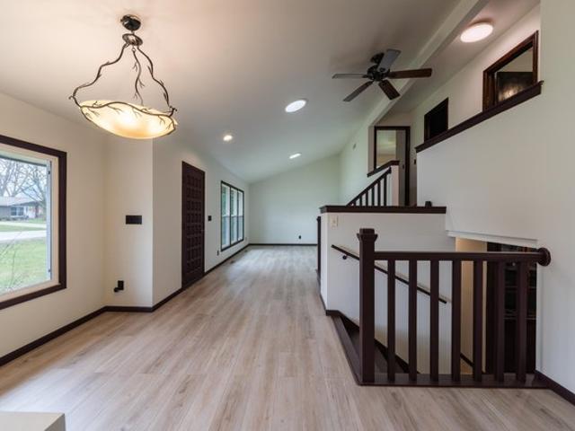 N97W15790 Burr Oak Rd, Germantown, WI 53022