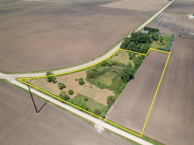 N Mulford Rd, Monroe Center, IL 61052