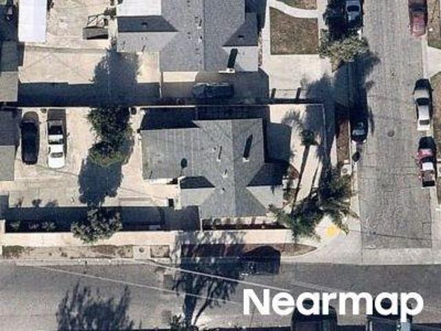 N Muriel Ave