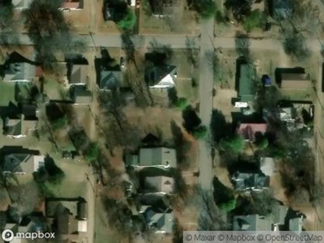 N Madison St