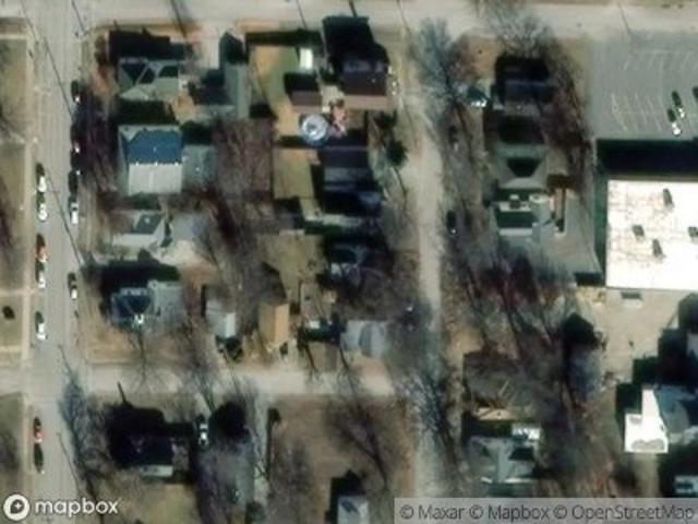 N Madison St
