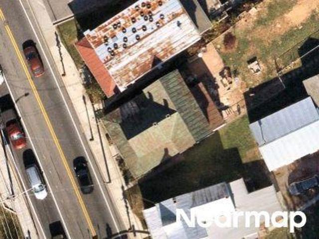 N Main St