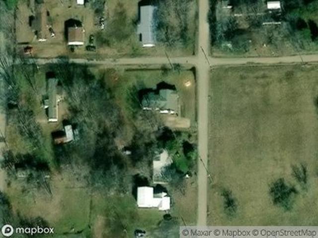 N Main St