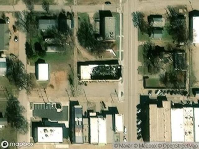 N Main St