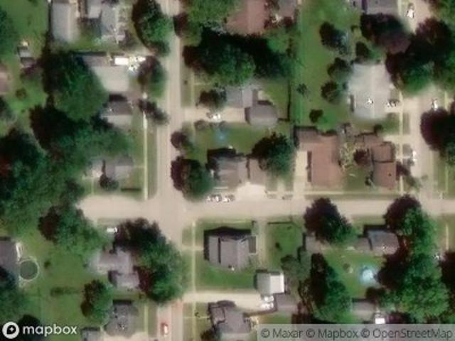 N Main St