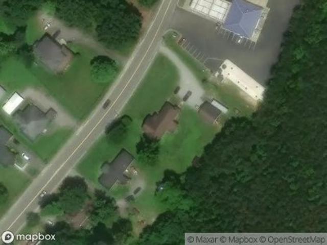 N Main St