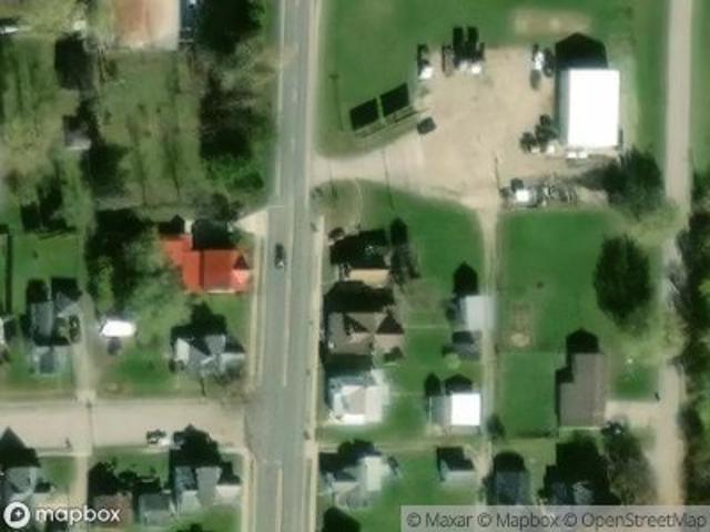 N Main St