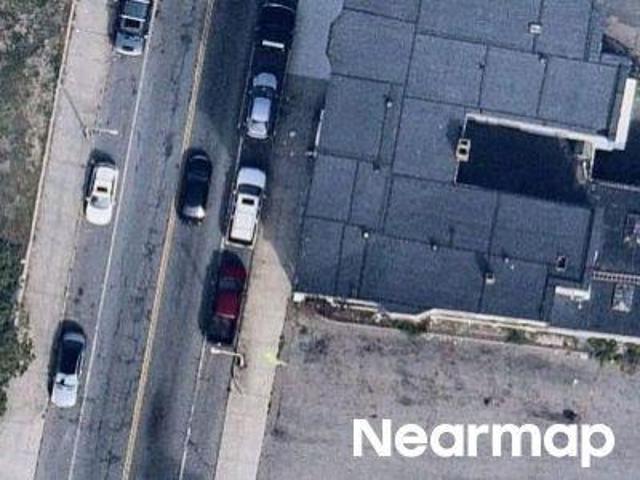 N Main St