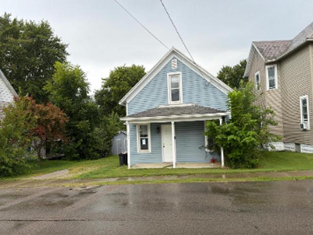 N Main St
