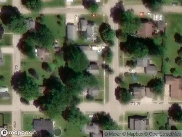 N Main St