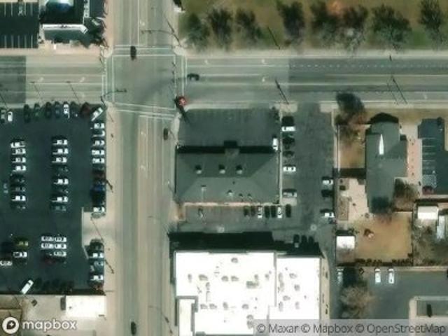 N Main St
