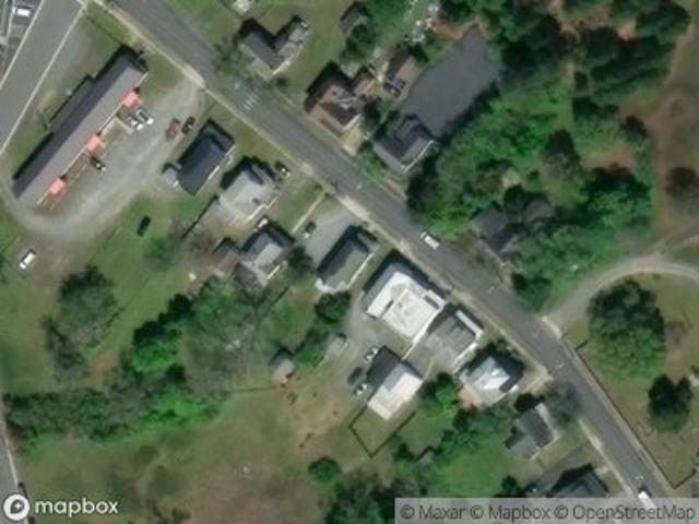 N Main St