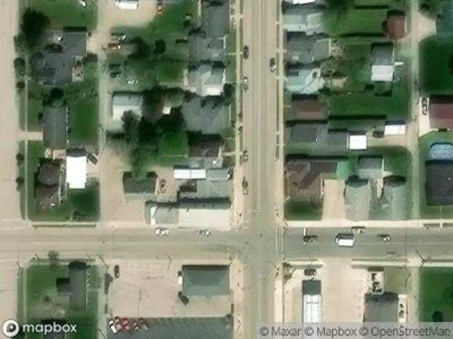 N Main St