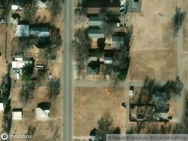 N Main St