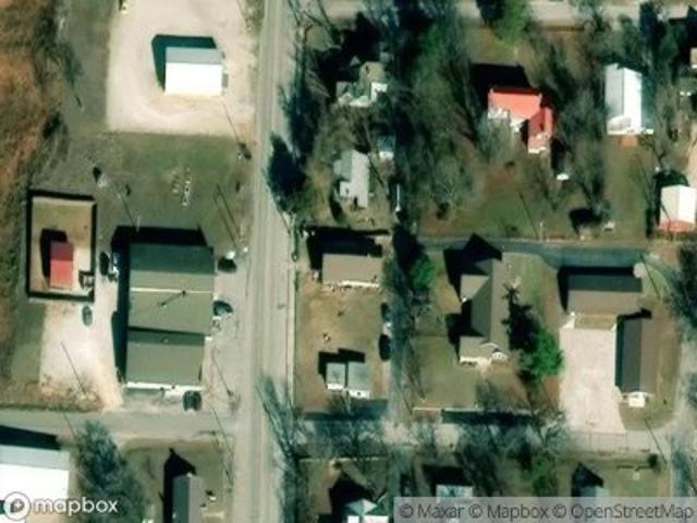 N Main St