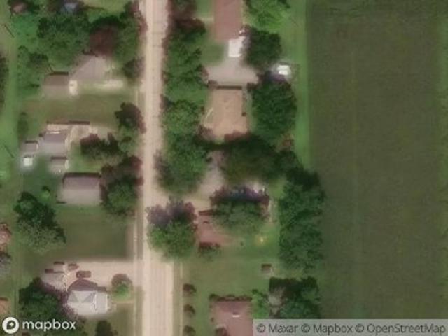 N Main St