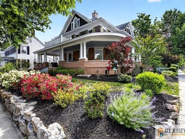 N Main St, Cranbury, Home For Sale