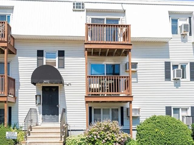 N Main St Apt,fall River, Condo For Sale