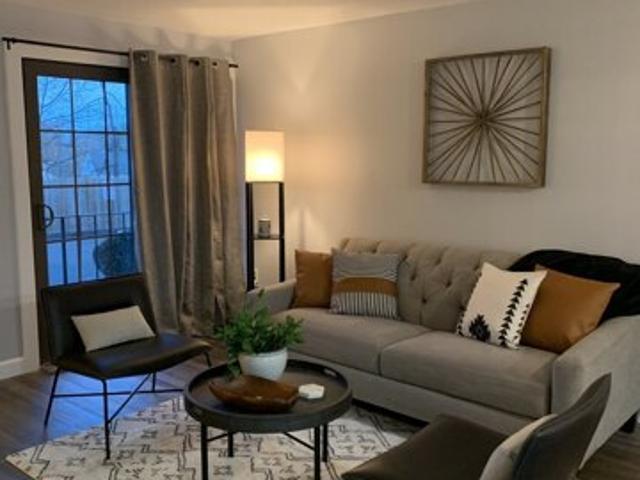 N Main St Apt,west Hartford, Condo For Sale