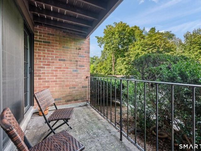 N Main St Apt,west Hartford, Condo For Sale