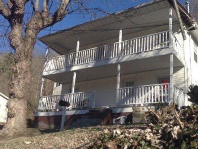 N Main St, Hazard, Home For Sale