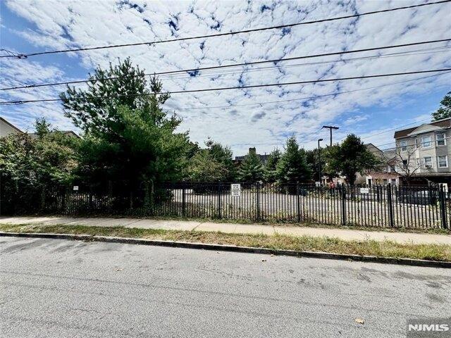N Main St, Paterson, Plot For Sale
