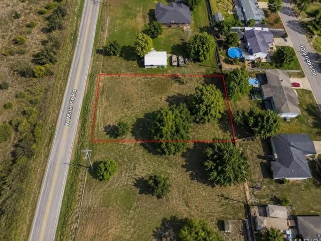 N Main St Rd, Webb City, MO 64870