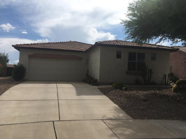 N Maize Dr