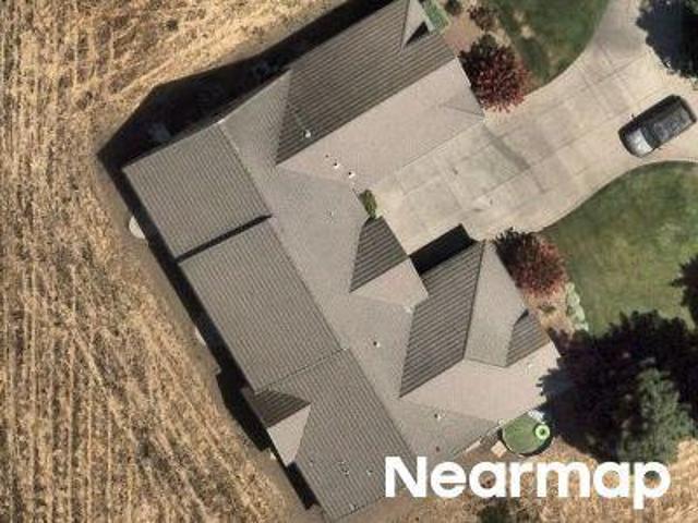 N Manor Ln