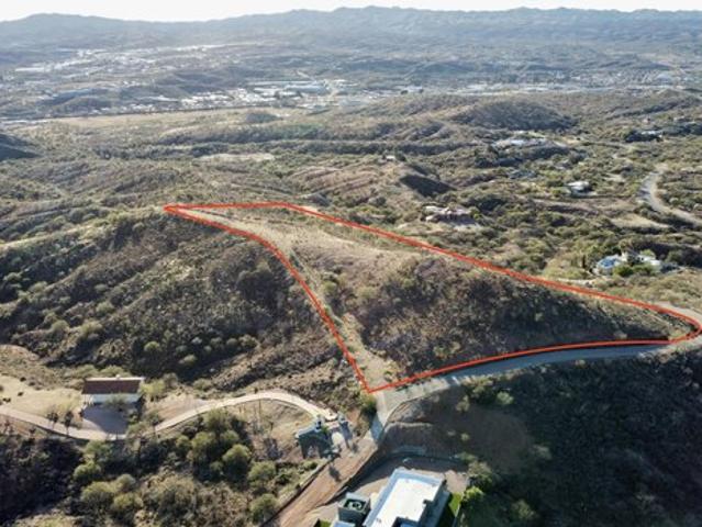 N Manzanita Dr Unit 3, Rio Rico, AZ 85648
