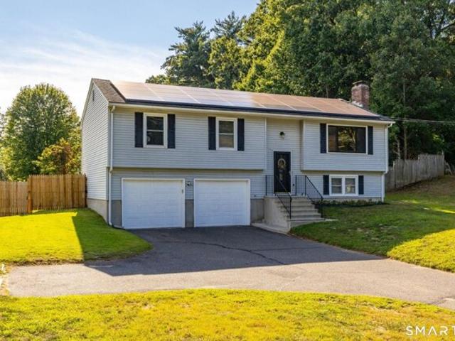 N Maple St, Enfield, Home For Sale
