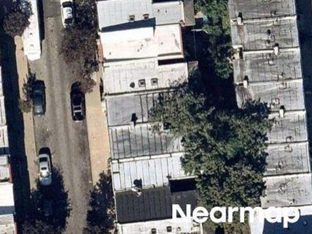 N Markoe St