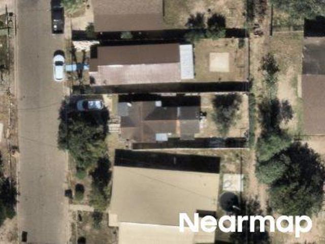 N Martinez Ave