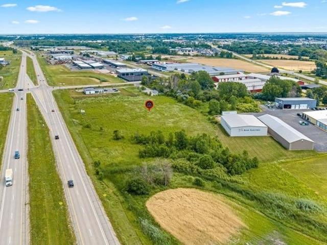 N Mayflower Dr Unit 3, Greenville, WI 54942