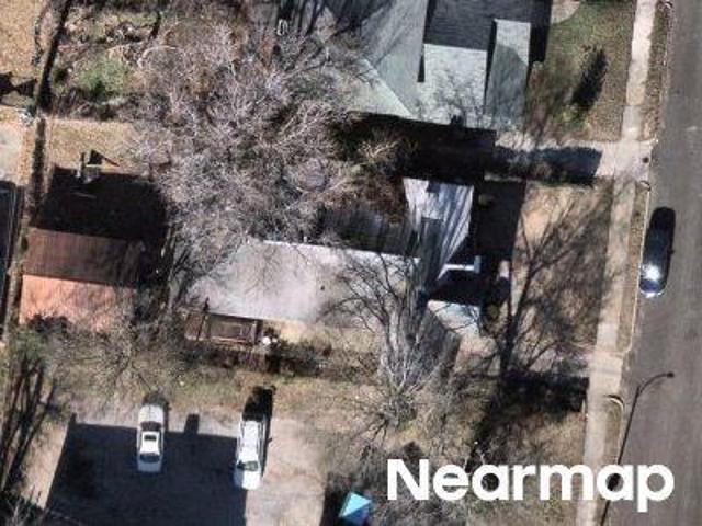 N Mcneil St