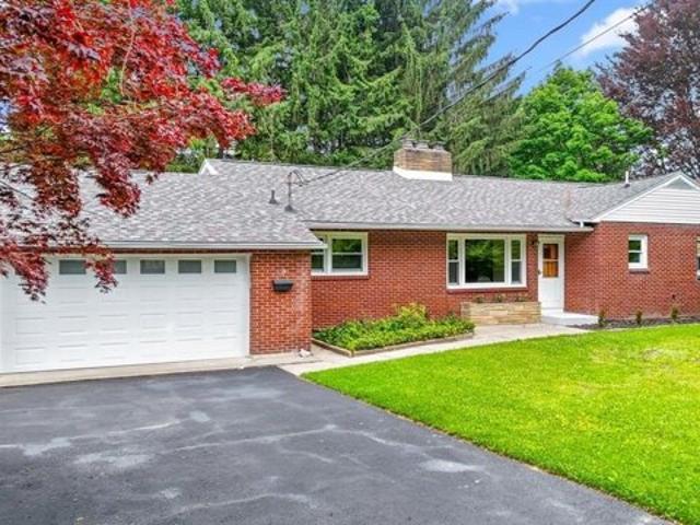 N Meadowbrook Ln, Vestal, Home For Sale
