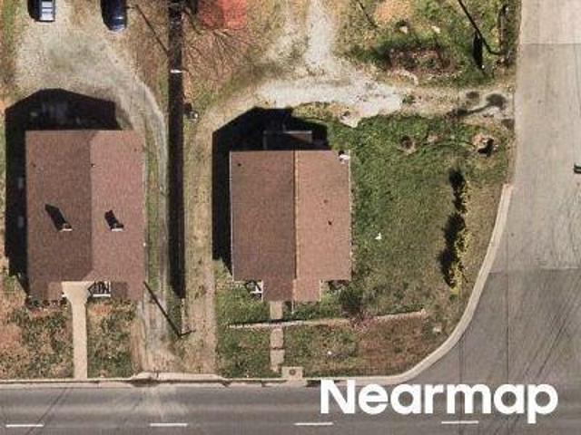 N Mebane St