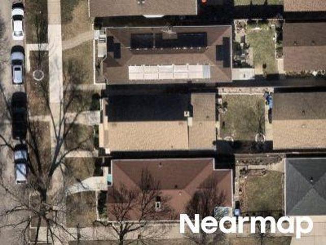 N Menard Ave