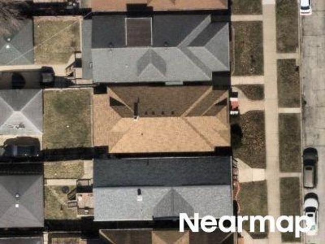 N Menard Ave