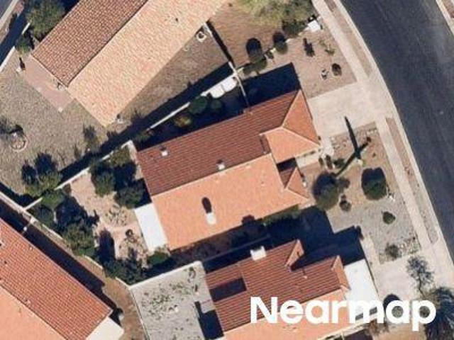 N Mesquite Crest Way
