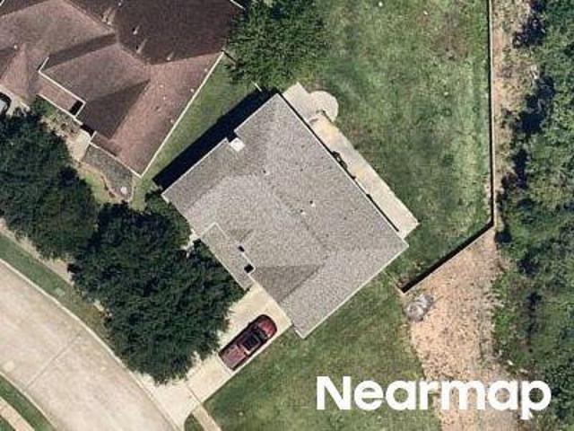 N Meridian Greens Dr