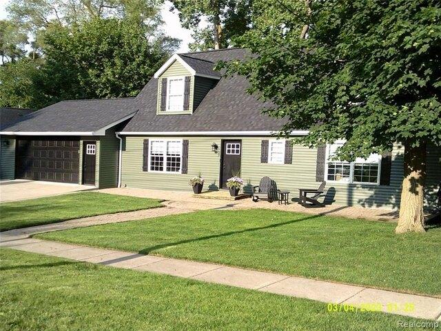 N Michigan Ave, Howell, Home For Sale