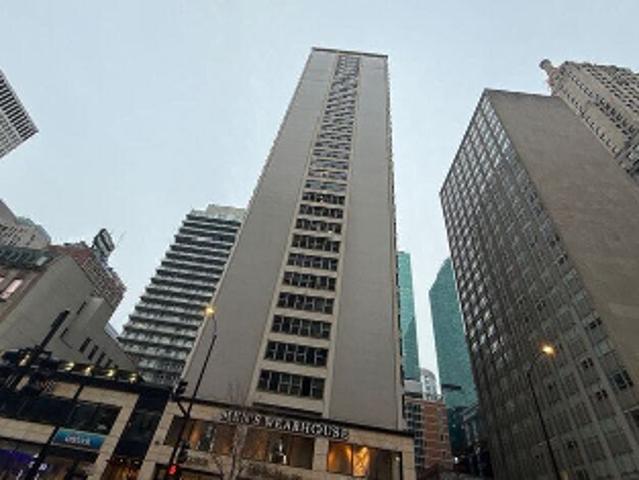 N Michigan Ave Lbby 1410