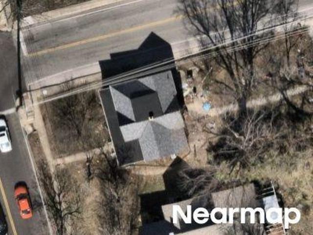 N Mill St