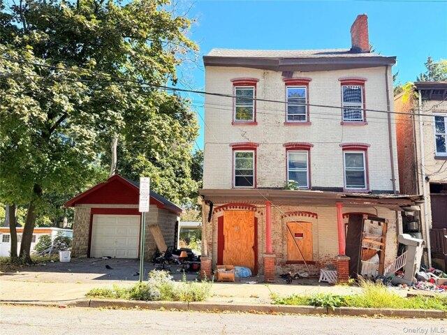 N Miller St, Newburgh, Home For Sale