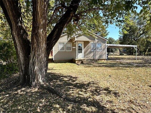 N Minnesota Ave, Shawnee, Home For Sale