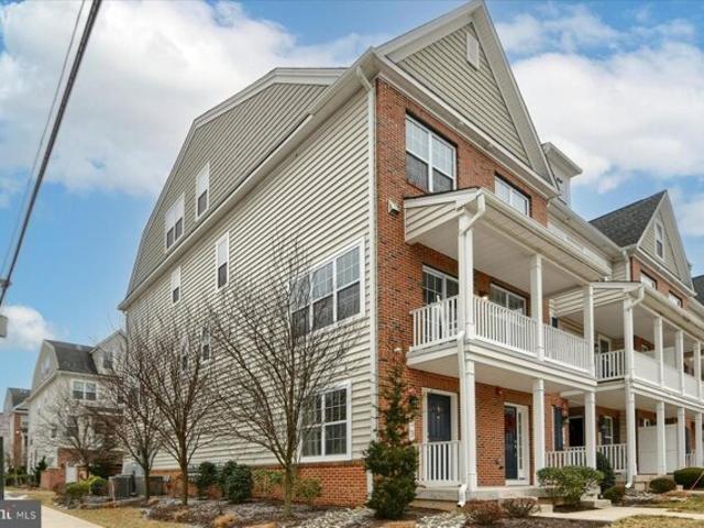 N Mitchell Ave, Lansdale, Condo For Sale