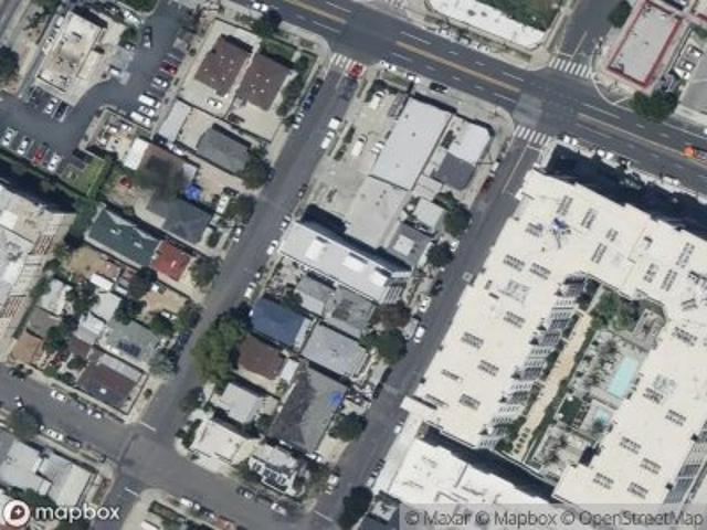 N Mountain View Ave
