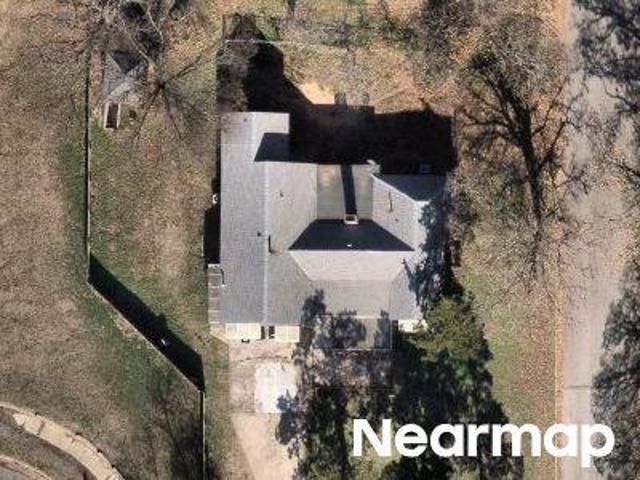 N Moulton Dr