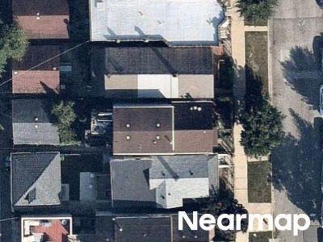 N Mozart St